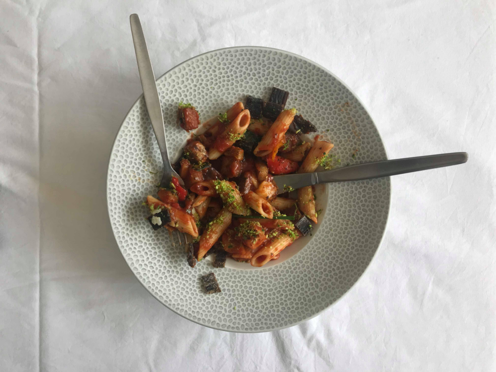 RECIPE: Mediterranean, tomato pasta with Original Beef Jerky - Get Jerky